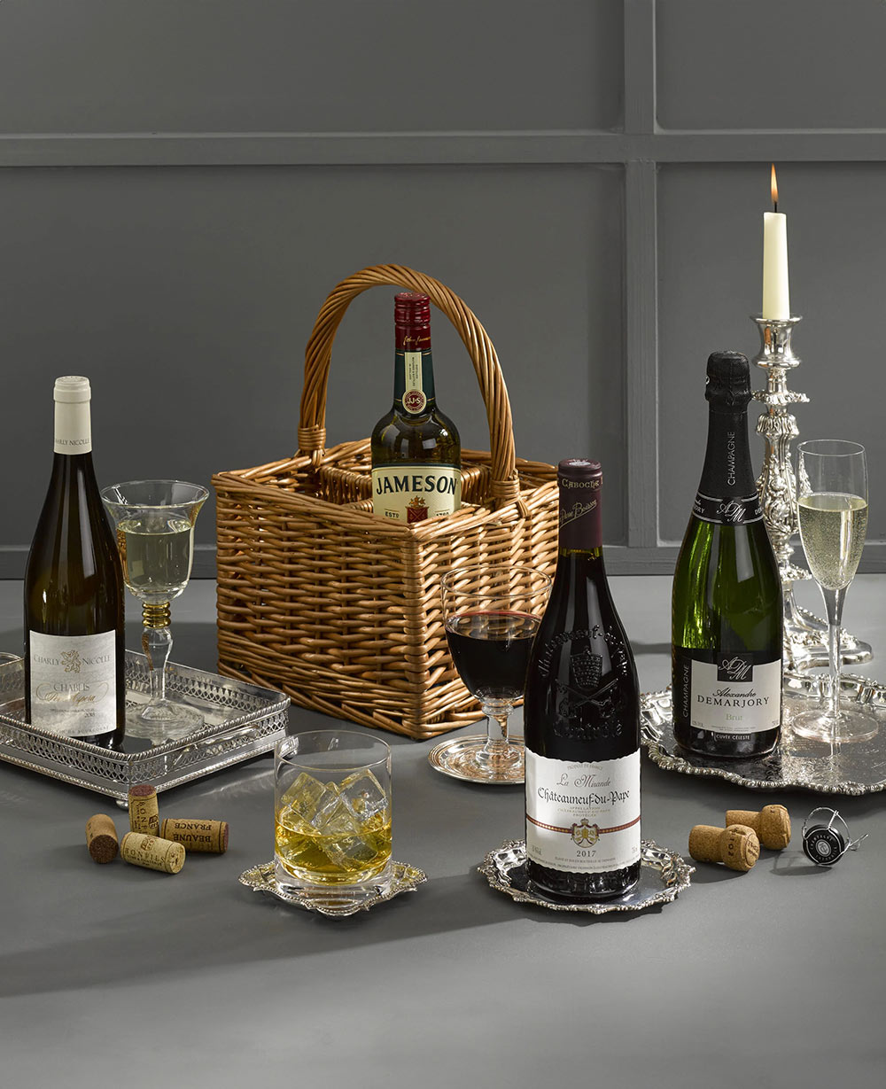 Product presentation may vary slightly. Please refer to the contents ...